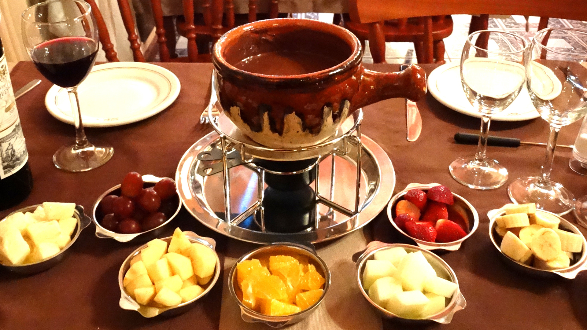 Gramado Inesquecível - Romântica sequência de Fondue à luz de velas com ...